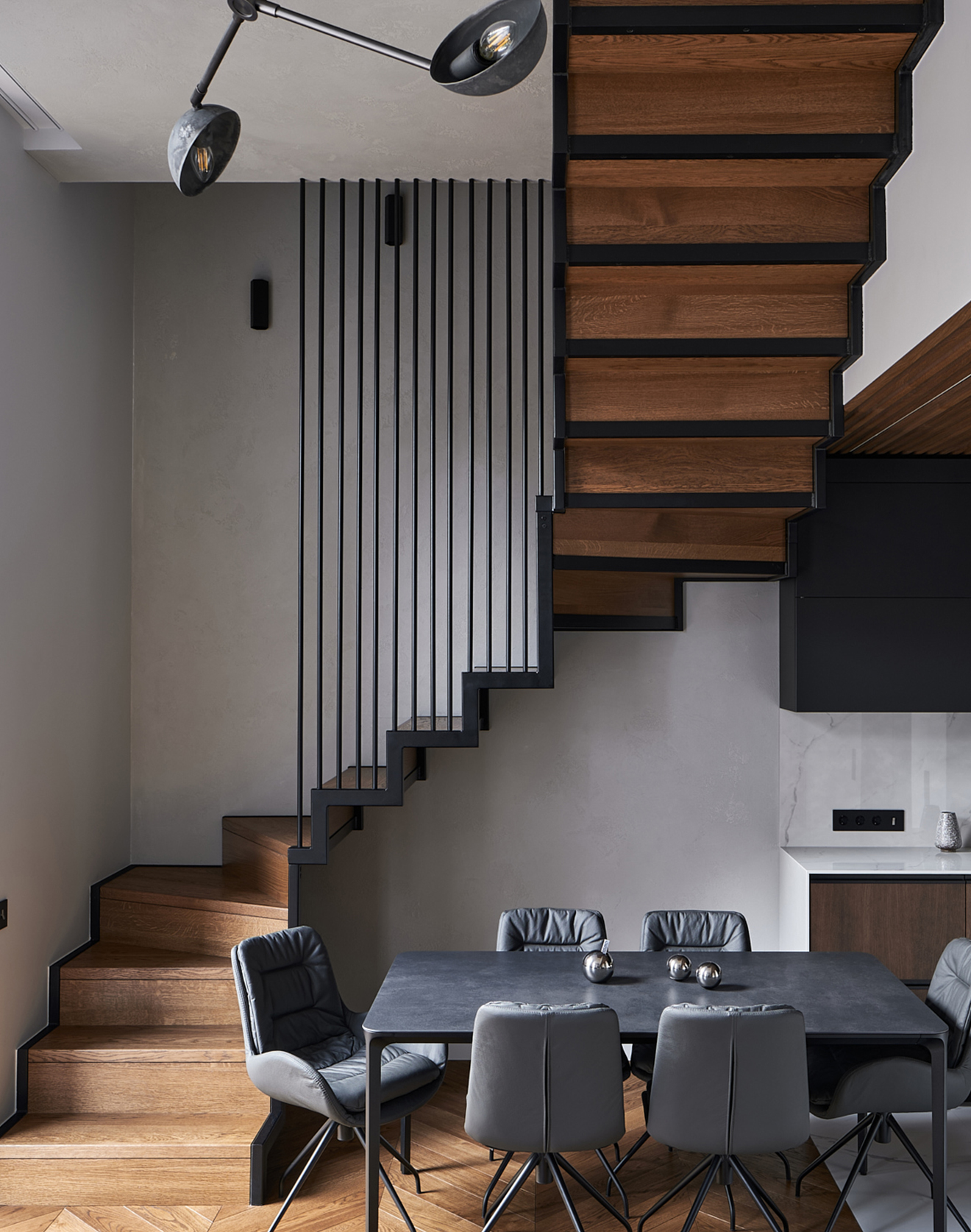 C-shaped Stairs - Ecowood