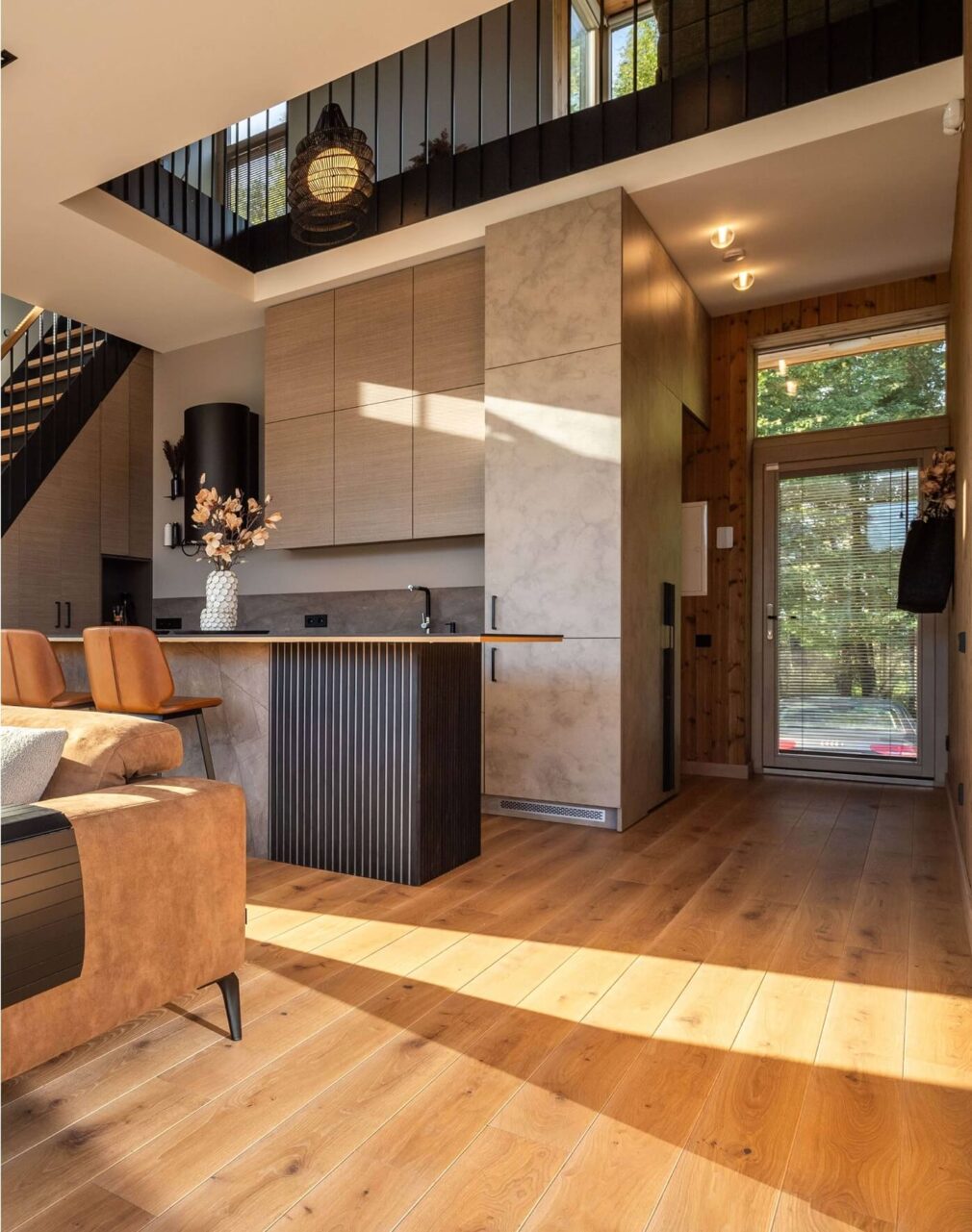 Nature-inspired Coastal Interior Featuring Oak Wood Flooring - Ecowood