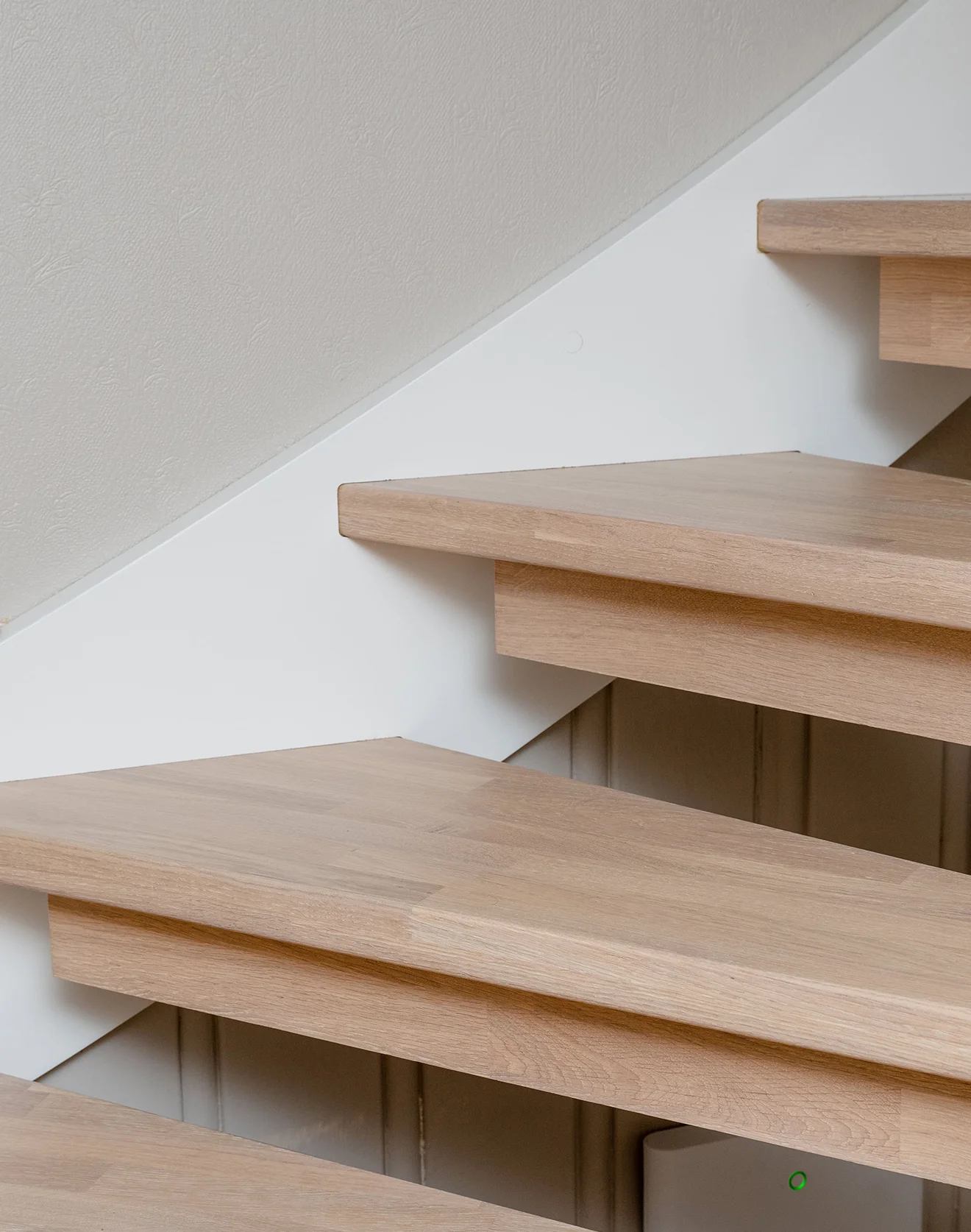 Stairs Treads Manufacturer and Supplier - Ecowood