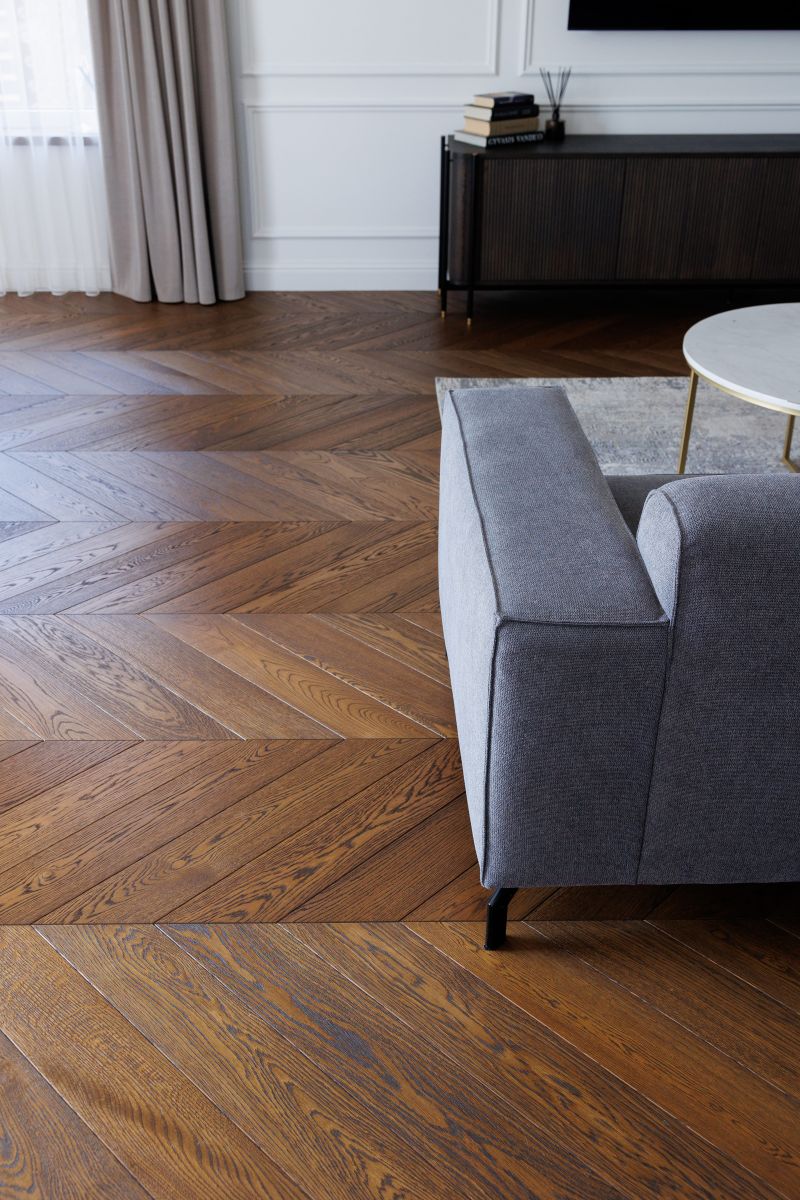 Chevron Flooring: The Stylish Pattern That’s Taking Over Modern Homes ...